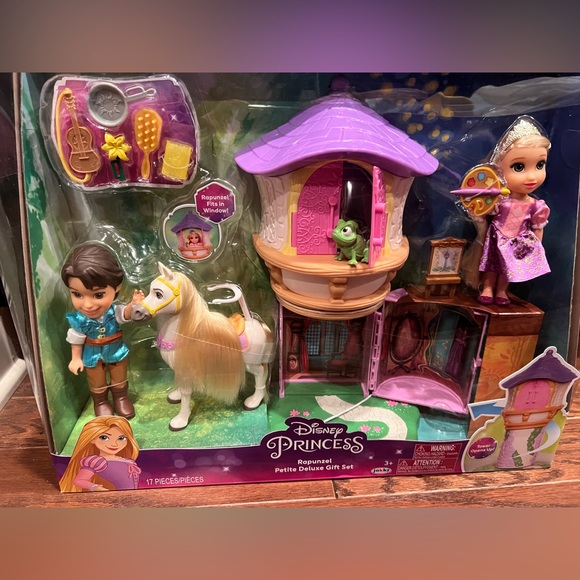 Disney | Toys | Disneys Tangled With Rapunzel Set | Poshmark